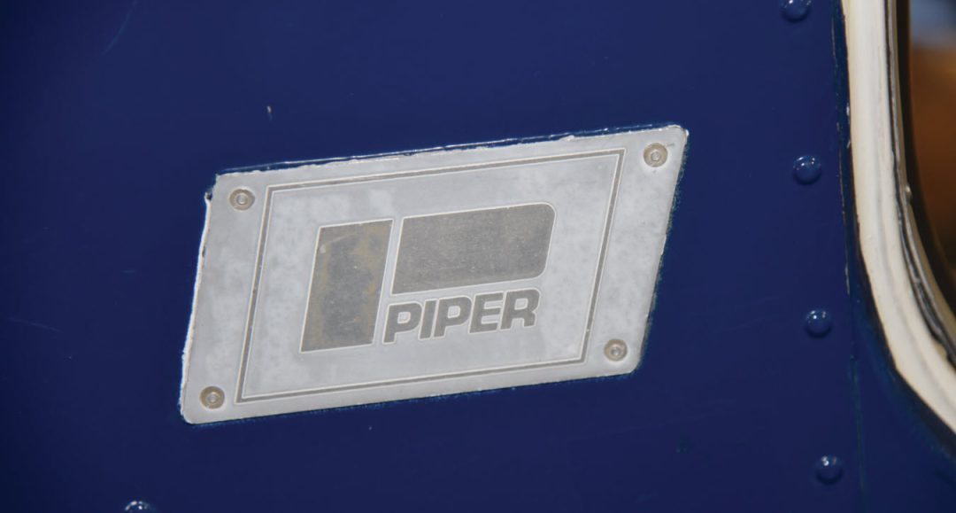 How to Replace a Piper Logo Plate Decal | Piper Owner Society