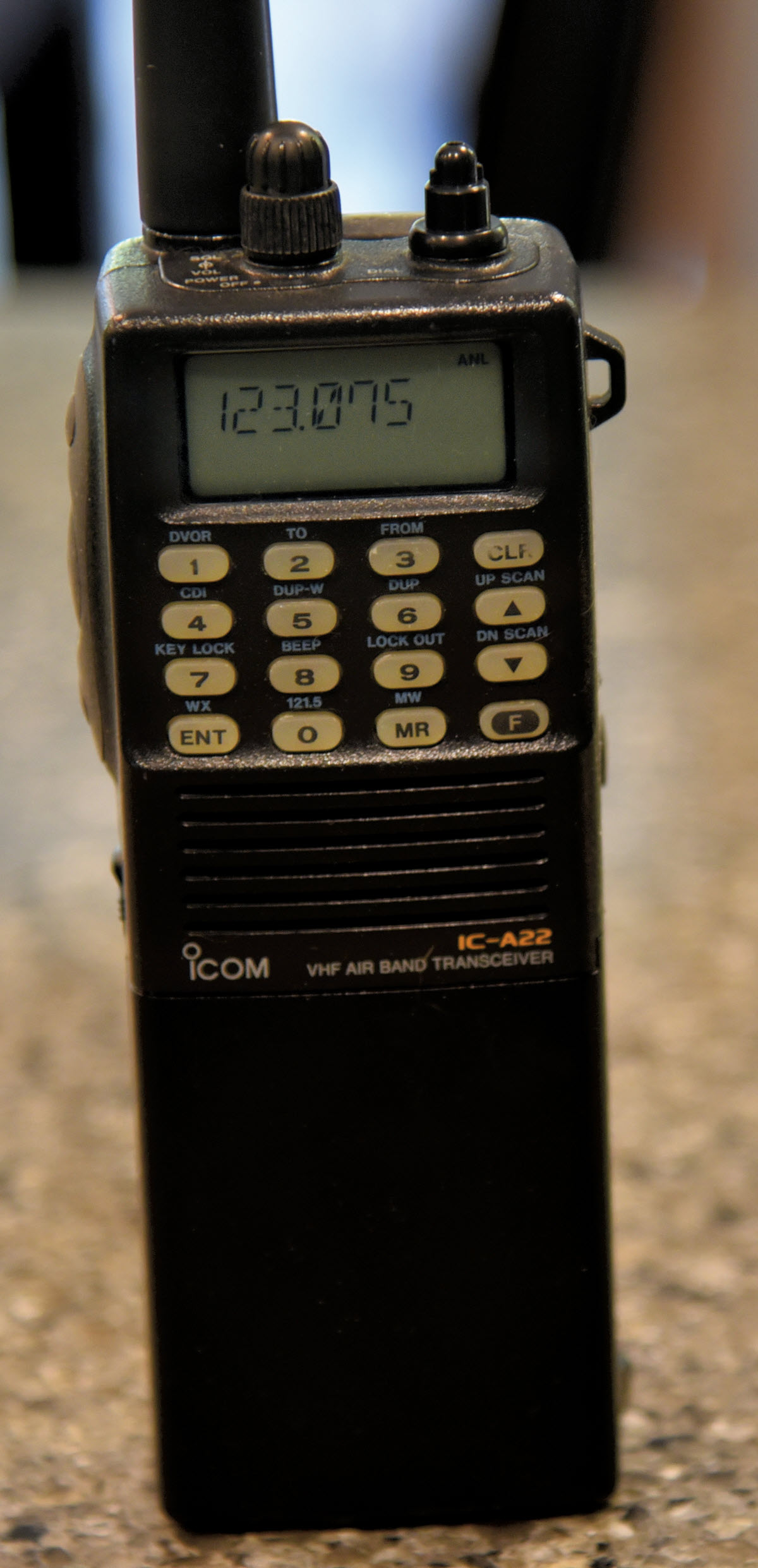 Handheld Transceivers on a Budget | Piper Owner Society