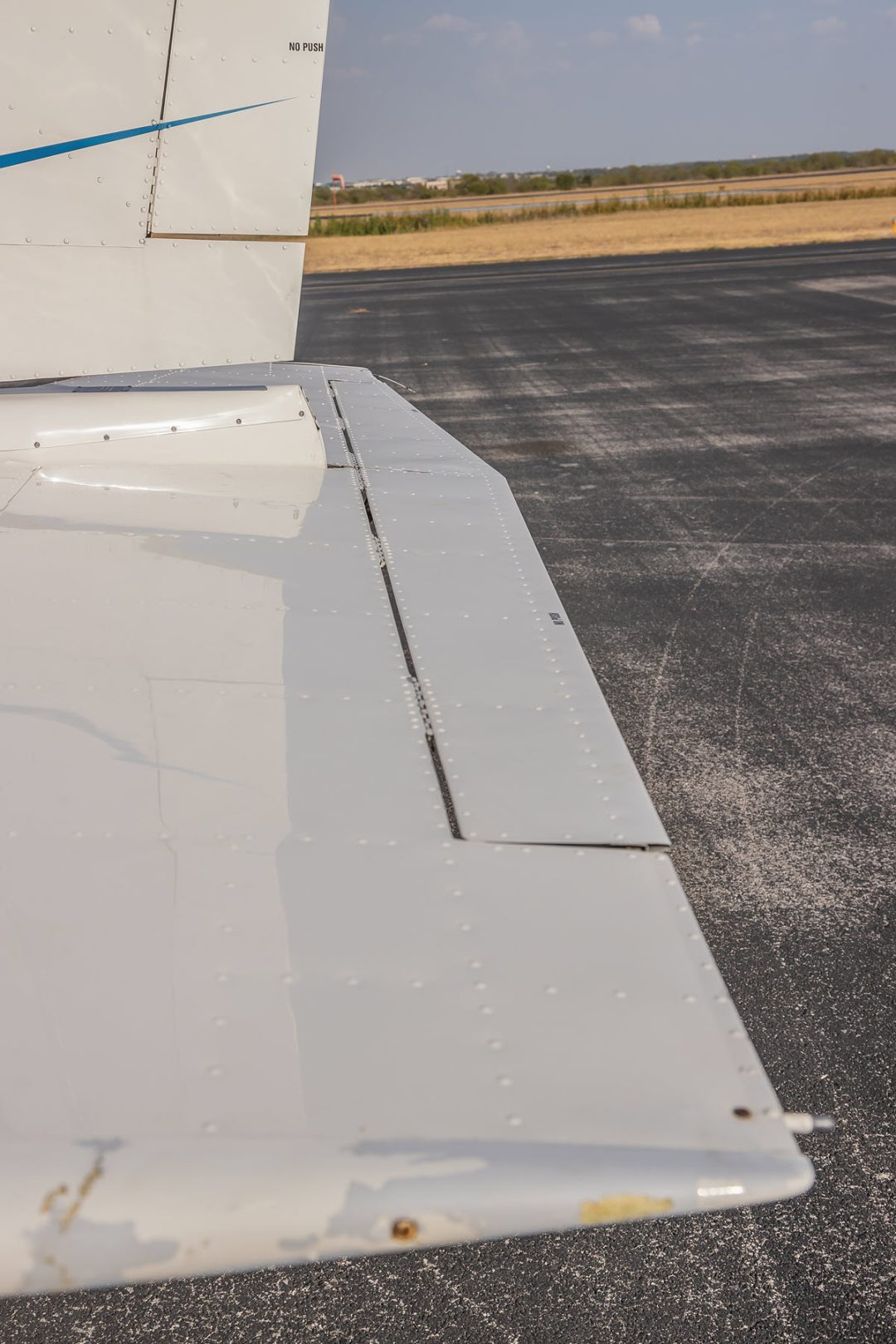 Versatile Piper Twin: Aztec Has Big Advantages for Veteran Pilot Aaron ...